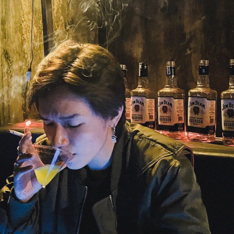 99+ Avatar Facebook Chất, Ngầu, Cực Đẹp Cho Nam Và Nữ